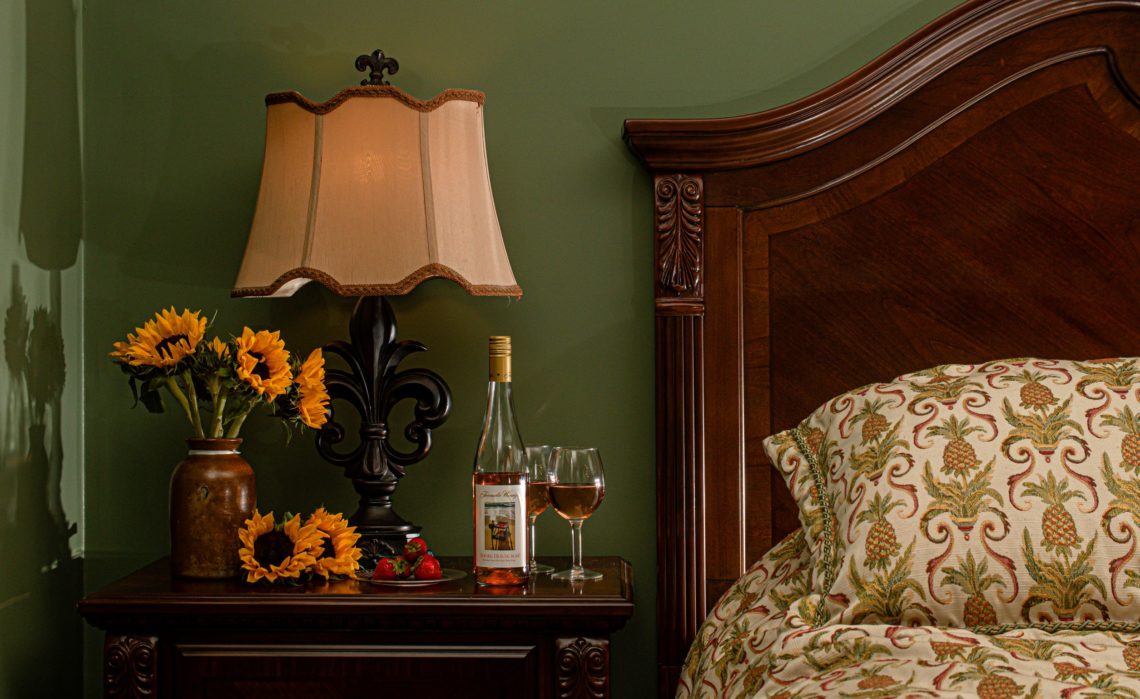 Home - The Colonial Inn